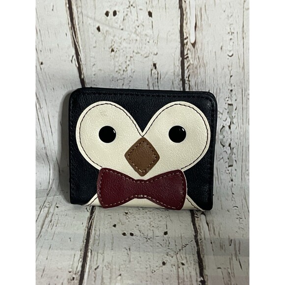 Relic | Bags | Rare Relic By Fossil Leather Penguin Coin Purse Wallet ...
